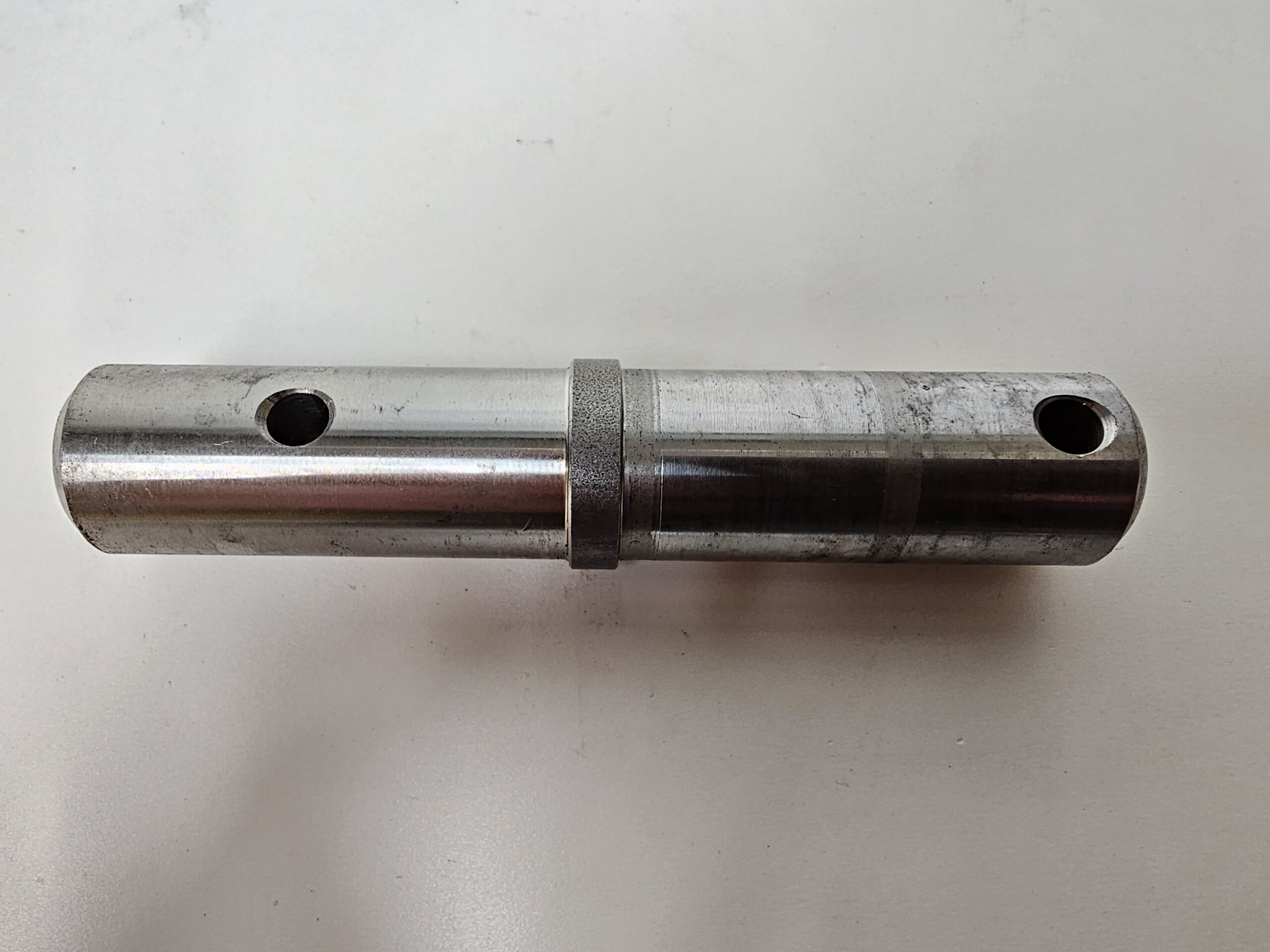John Deere SHAFT SAU12902 – Farol Shop